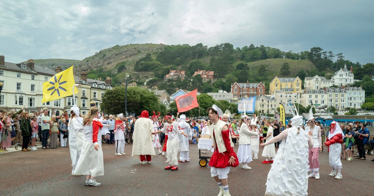 Frân Wen | Frân Wen Young Company